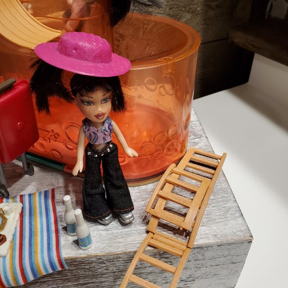 Bratz | Toys | Lil Bratz Beach Bash Pool Doll Play Set | Poshmark